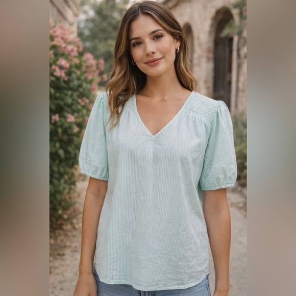 J. Crew | Tops | J Crew Light Mint Colored Puff Sleeve Blouse | Poshmark